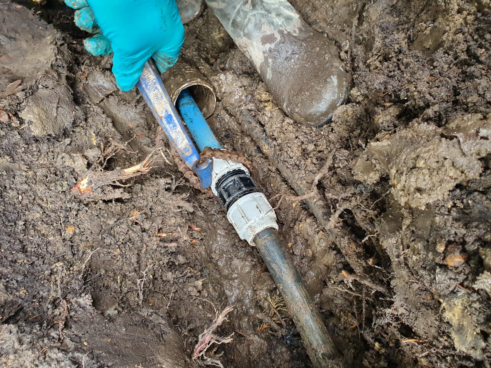 Blocked Drain Repair in Hampshire| Direct Drainage Solutions
